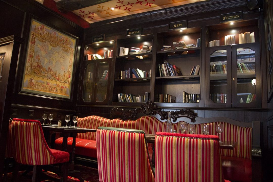 The Queen Victoria – The Irish Pub