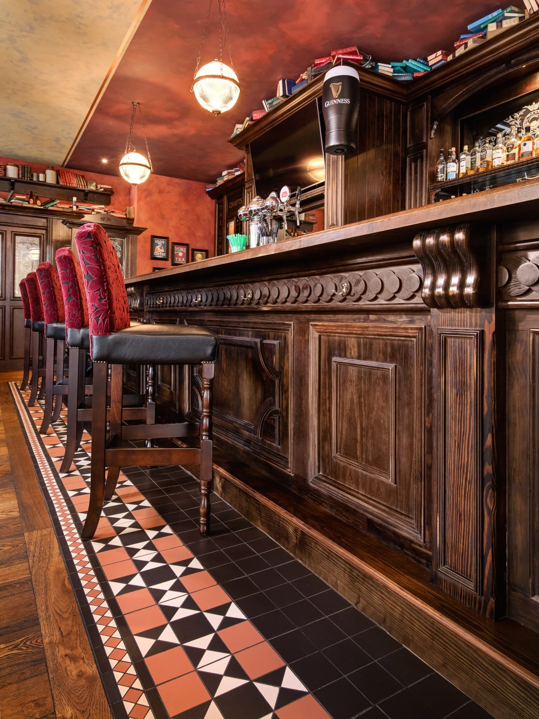 The Long Hall – The Irish Pub